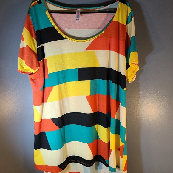 LuLaRoe | Tops | Lularoe Roe Tunic Geometric Matters | Poshmark
